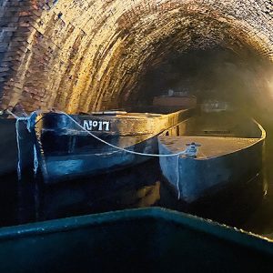 Access Guide - Dudley Canal and Caverns